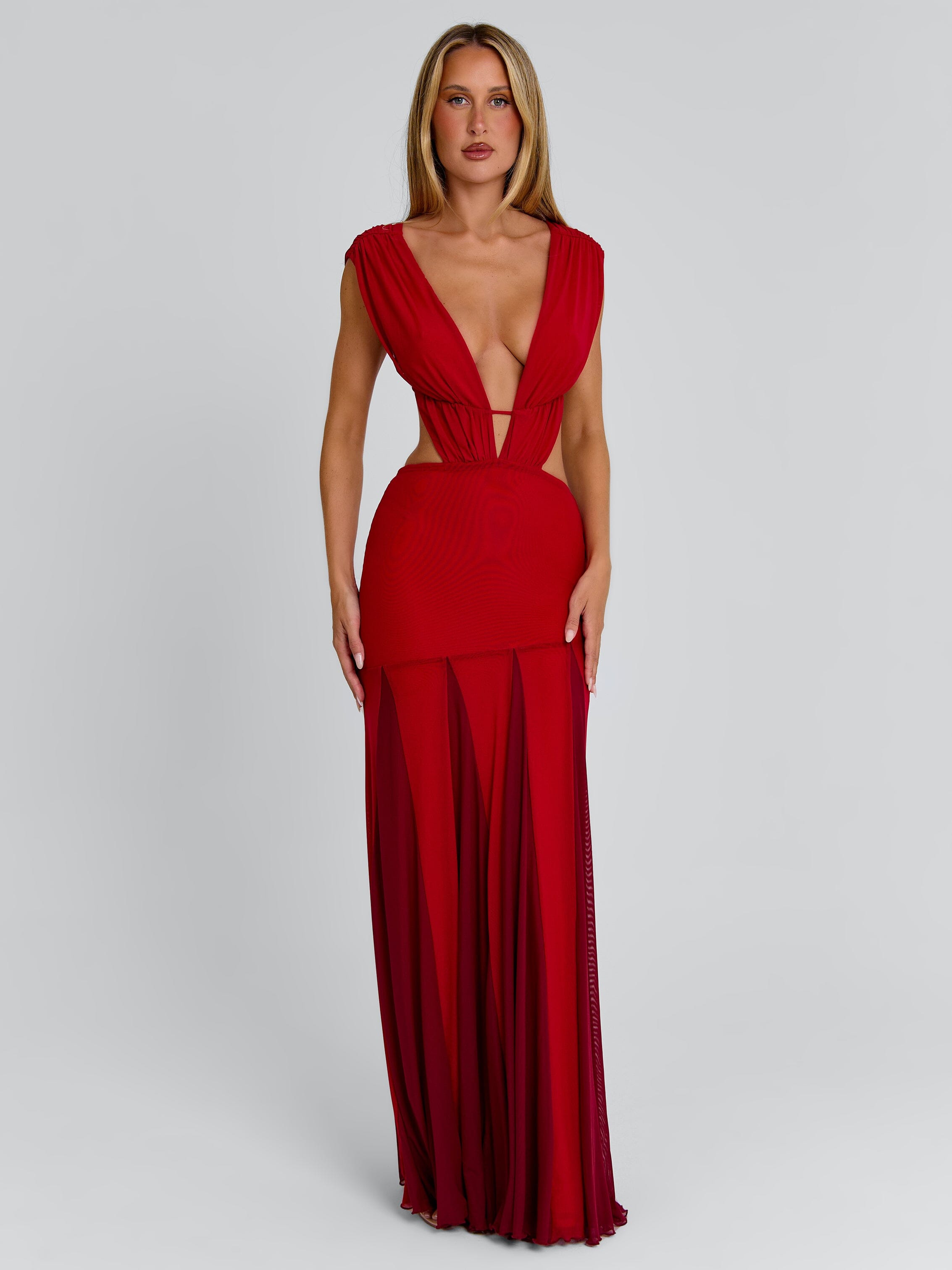 Thessa Maxi Dress Red | Outcast UK